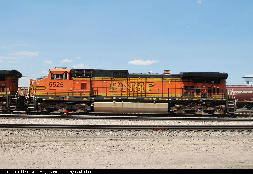 BNSF 5525